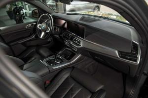 BMW X5 2023 in Kaunas, with an engine capacity of 3.00 L and mileage of 93 thousand km for 54771 €, photo 20 on AUTOMOTO.COM.LV