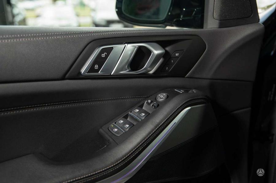 BMW X5 2023 in Kaunas, with an engine capacity of 3.00 L and mileage of 93 thousand km for 54771 €, photo 21 on AUTOMOTO.COM.LV