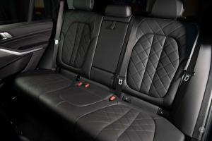 BMW X5 2023 in Kaunas, with an engine capacity of 3.00 L and mileage of 93 thousand km for 54771 €, photo 22 on AUTOMOTO.COM.LV