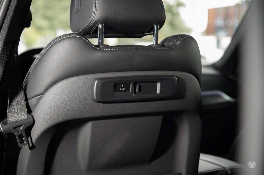BMW X5 2023 in Kaunas, with an engine capacity of 3.00 L and mileage of 93 thousand km for 54771 €, photo 23 on AUTOMOTO.COM.LV