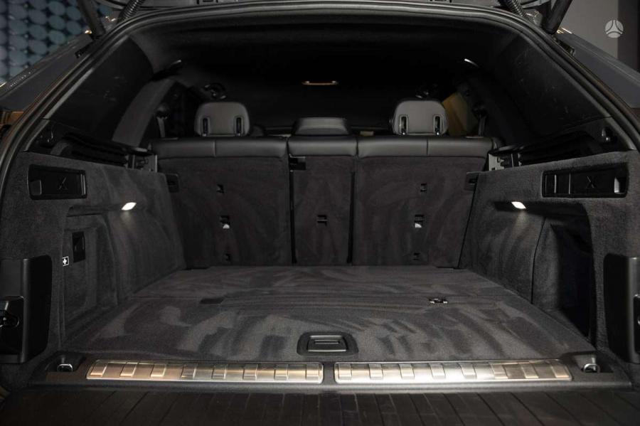 BMW X5 2023 in Kaunas, with an engine capacity of 3.00 L and mileage of 93 thousand km for 54771 €, photo 25 on AUTOMOTO.COM.LV