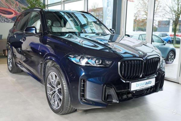 BMW X5 2024 in Kaunas, with an engine capacity of 3.00 L and mileage of 30 thousand km for 71997 €, photo 3 on AUTOMOTO.COM.LV