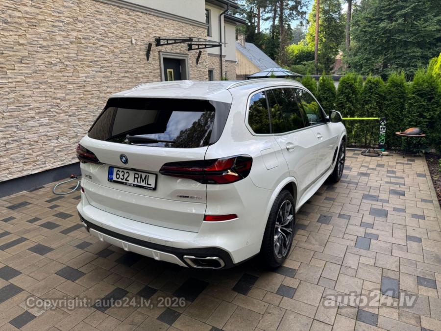 BMW X5 2024 Tallina, ar dzinēja tilpumu 3.00 L un nobraukumu 11 tūkst. km par 90000 €, foto 4 vietnē AUTOMOTO.COM.LV