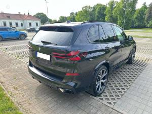 BMW X5 2024 in Kaunas, with an engine capacity of 2.99 L and mileage of 34 thousand km for 82000 €, photo 5 on AUTOMOTO.COM.LV