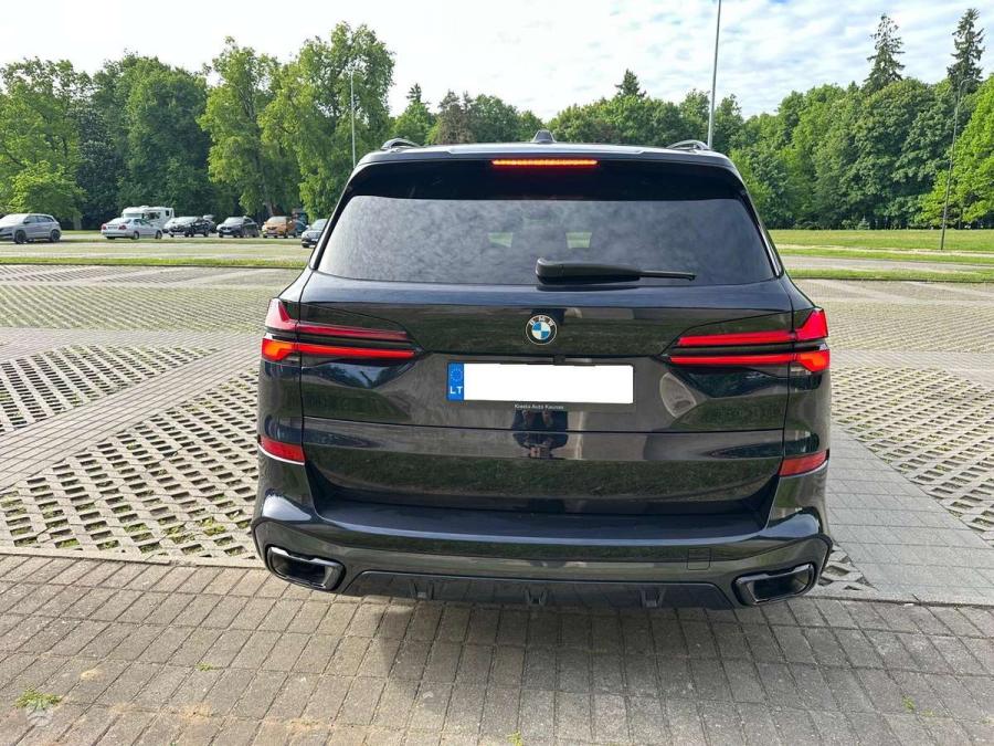 BMW X5 2024 in Kaunas, with an engine capacity of 2.99 L and mileage of 34 thousand km for 82000 €, photo 6 on AUTOMOTO.COM.LV