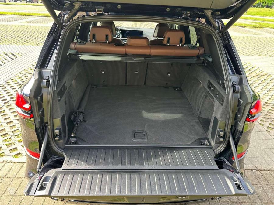 BMW X5 2024 in Kaunas, with an engine capacity of 2.99 L and mileage of 34 thousand km for 82000 €, photo 10 on AUTOMOTO.COM.LV