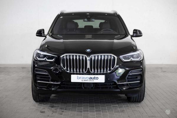 BMW X5 2024 Viļņa, ar dzinēja tilpumu 3.00 L un nobraukumu 31 tūkst. km par 48771 €, foto 3 vietnē AUTOMOTO.COM.LV