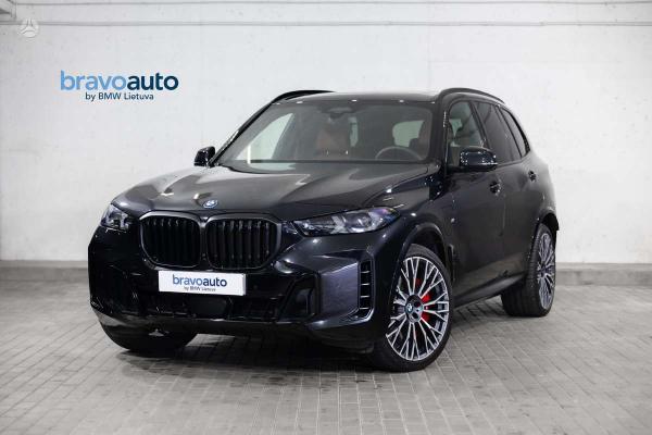 BMW X5 2025 in Vilnius, with an engine capacity of 3.00 L and mileage of 7 thousand km for 107442 €, photo 1 on AUTOMOTO.COM.LV