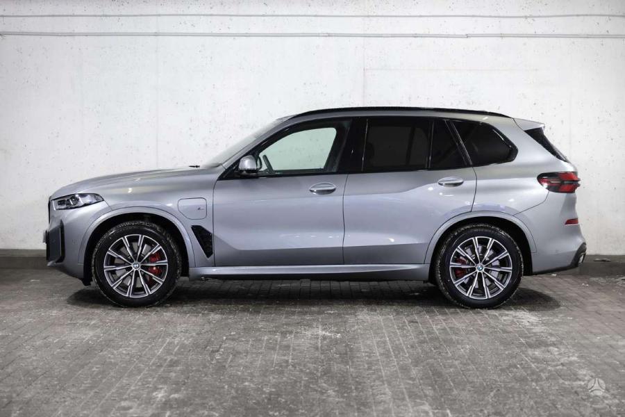 BMW X5 2026 in Vilnius, with an engine capacity of 3.00 L and mileage of 3 thousand km for 99891 €, photo 5 on AUTOMOTO.COM.LV