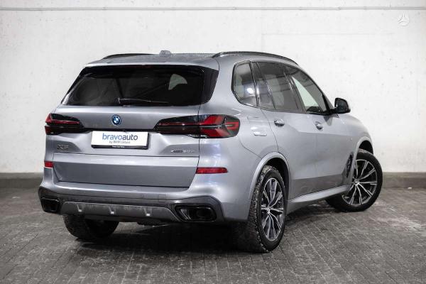 BMW X5 2026 Viļņa, ar dzinēja tilpumu 3.00 L un nobraukumu 3 tūkst. km par 99891 €, foto 9 vietnē AUTOMOTO.COM.LV