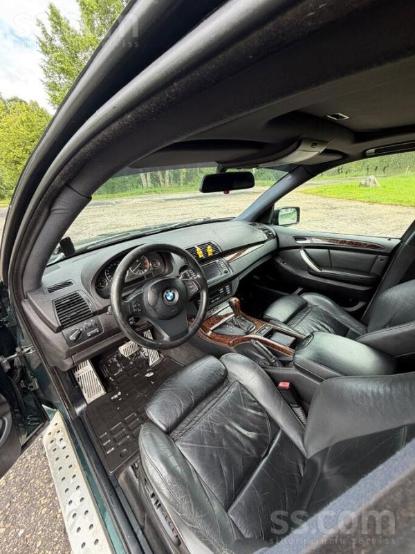 Green BMW X5 2000 in Aluksne, with an engine capacity of 4.40 L and mileage of 368 thousand km for 3999 €, photo 6 on AUTOMOTO.COM.LV
