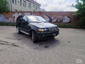 Green BMW X5 2001 in Siauliai, with an engine capacity of 3.00 L and mileage of 235 thousand km for 3400 €, photo 3 on AUTOMOTO.COM.LV