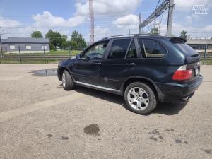 Green BMW X5 2001 in Siauliai, with an engine capacity of 3.00 L and mileage of 235 thousand km for 3400 €, photo 5 on AUTOMOTO.COM.LV