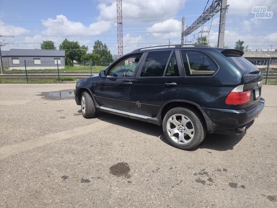 Green BMW X5 2001 in Siauliai, with an engine capacity of 3.00 L and mileage of 235 thousand km for 3400 €, photo 5 on AUTOMOTO.COM.LV