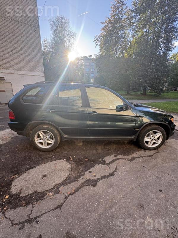 Green BMW X5 2001 in Riga, with an engine capacity of 3.00 L and mileage of 330 thousand km for 3200 €, photo 5 on AUTOMOTO.COM.LV