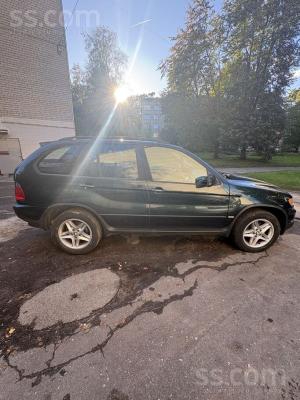 Зеленый БМВ Х5 2001 в Рига, объемом двигателя 3.00 л и пробегом 330 тыс. км за 3200 €, фото 5 на AUTOMOTO.COM.LV