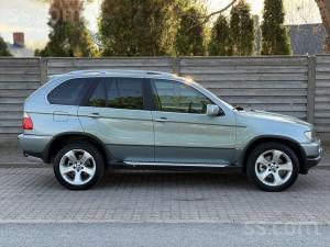 Green BMW X5 2002 in Jelgava, with an engine capacity of 3.00 L and mileage of 301 thousand km for 5300 €, photo 5 on AUTOMOTO.COM.LV