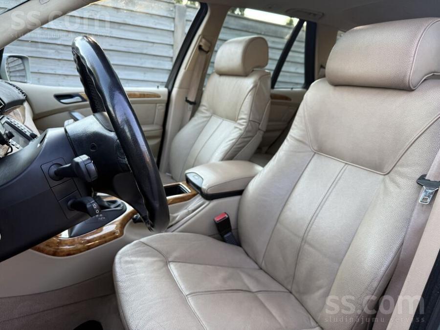 Green BMW X5 2002 in Jelgava, with an engine capacity of 3.00 L and mileage of 301 thousand km for 5300 €, photo 14 on AUTOMOTO.COM.LV