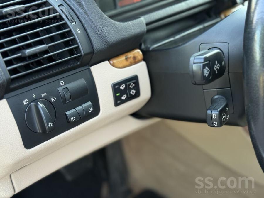 Green BMW X5 2002 in Jelgava, with an engine capacity of 3.00 L and mileage of 301 thousand km for 5300 €, photo 17 on AUTOMOTO.COM.LV