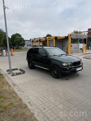 Zaļš BMW X5 2002 Liepāja, ar dzinēja tilpumu 3.00 L un nobraukumu 475 tūkst. km par 3000 €, foto 5 vietnē AUTOMOTO.COM.LV