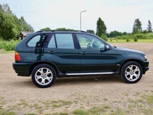 Zaļš BMW X5 2002 Ogre, ar dzinēja tilpumu 4.40 L un nobraukumu 150 tūkst. km par 7200 €, foto 5 vietnē AUTOMOTO.COM.LV