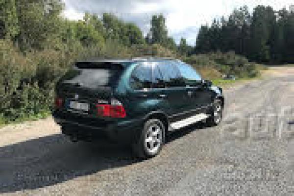 Zaļš BMW X5 2004 Tallina, ar dzinēja tilpumu 3.00 L un nobraukumu 0 tūkst. km par 3000 €, foto 2 vietnē AUTOMOTO.COM.LV