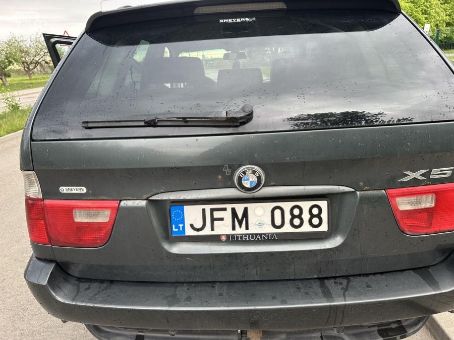 Green BMW X5 2004 in Vilnius, with an engine capacity of 3.00 L and mileage of 529 thousand km for 3000 €, photo 9 on AUTOMOTO.COM.LV