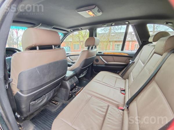 Zaļš BMW X5 2004 Tukums, ar dzinēja tilpumu 3.00 L un nobraukumu 398 tūkst. km par 3750 €, foto 6 vietnē AUTOMOTO.COM.LV