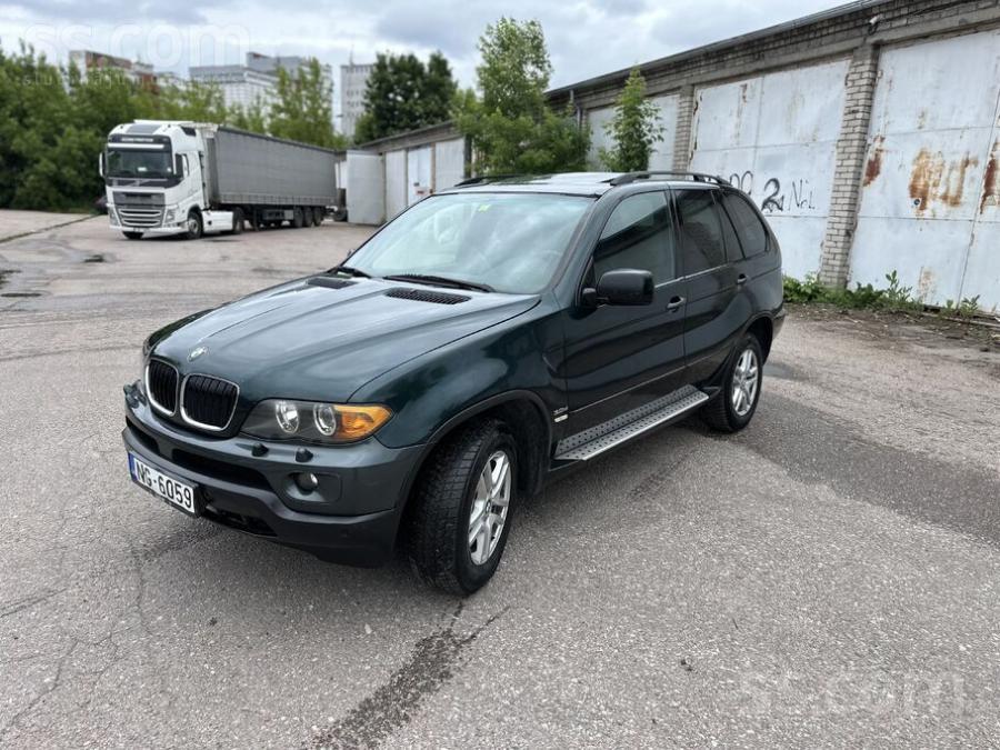 Green BMW X5 2004 in Riga, with an engine capacity of 3.00 L and mileage of 308 thousand km for 3900 €, photo 3 on AUTOMOTO.COM.LV