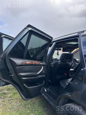 Zaļš BMW X5 2004 Gulbene, ar dzinēja tilpumu 3.00 L un nobraukumu 376 tūkst. km par 4800 €, foto 10 vietnē AUTOMOTO.COM.LV