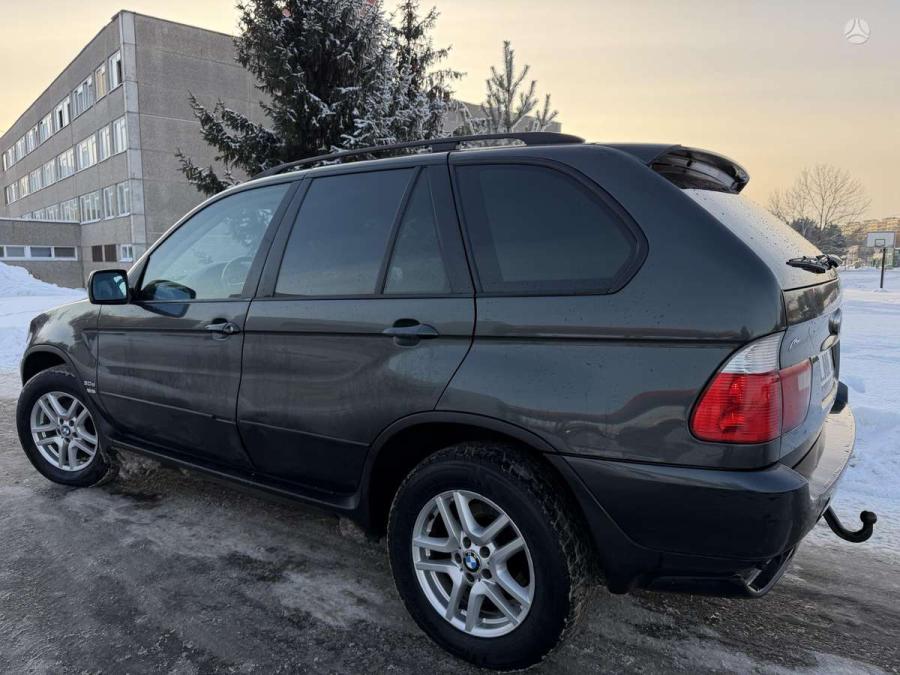 Green BMW X5 2005 in Kaunas, with an engine capacity of 2.99 L and mileage of 345 thousand km for 3890 €, photo 12 on AUTOMOTO.COM.LV