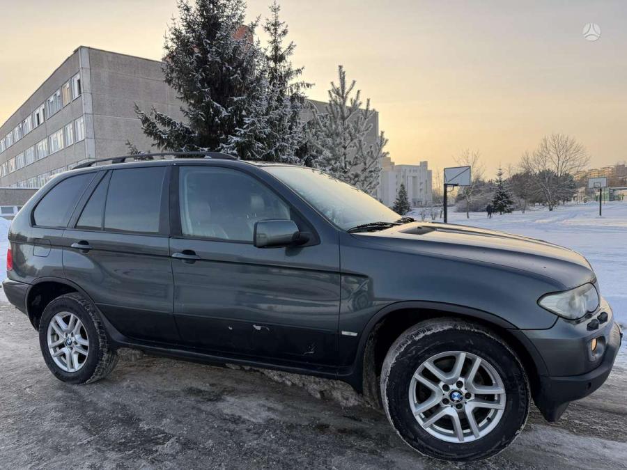Green BMW X5 2005 in Kaunas, with an engine capacity of 2.99 L and mileage of 345 thousand km for 3890 €, photo 19 on AUTOMOTO.COM.LV