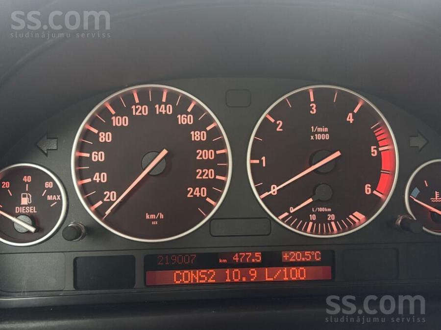 Green BMW X5 2005 in Riga, with an engine capacity of 3.00 L and mileage of 219 thousand km for 6350 €, photo 5 on AUTOMOTO.COM.LV