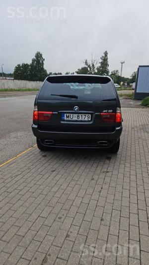Green BMW X5 2005 in Riga, with an engine capacity of 3.00 L and mileage of 219 thousand km for 6350 €, photo 6 on AUTOMOTO.COM.LV