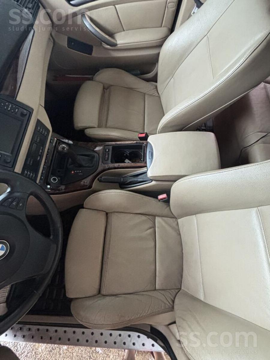 Green BMW X5 2005 in Riga, with an engine capacity of 3.00 L and mileage of 219 thousand km for 6350 €, photo 10 on AUTOMOTO.COM.LV