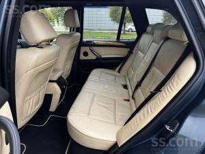 Zaļš BMW X5 2005 Rīga, ar dzinēja tilpumu 3.00 L un nobraukumu 357 tūkst. km par 4400 €, foto 12 vietnē AUTOMOTO.COM.LV
