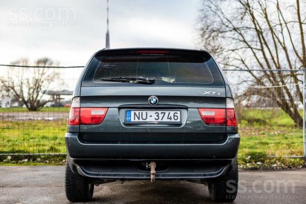 Green BMW X5 2006 in Riga, with an engine capacity of 3.00 L and mileage of 315 thousand km for 6990 €, photo 8 on AUTOMOTO.COM.LV