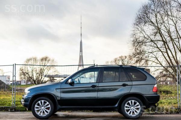 Green BMW X5 2006 in Riga, with an engine capacity of 3.00 L and mileage of 315 thousand km for 4990 €, photo 4 on AUTOMOTO.COM.LV