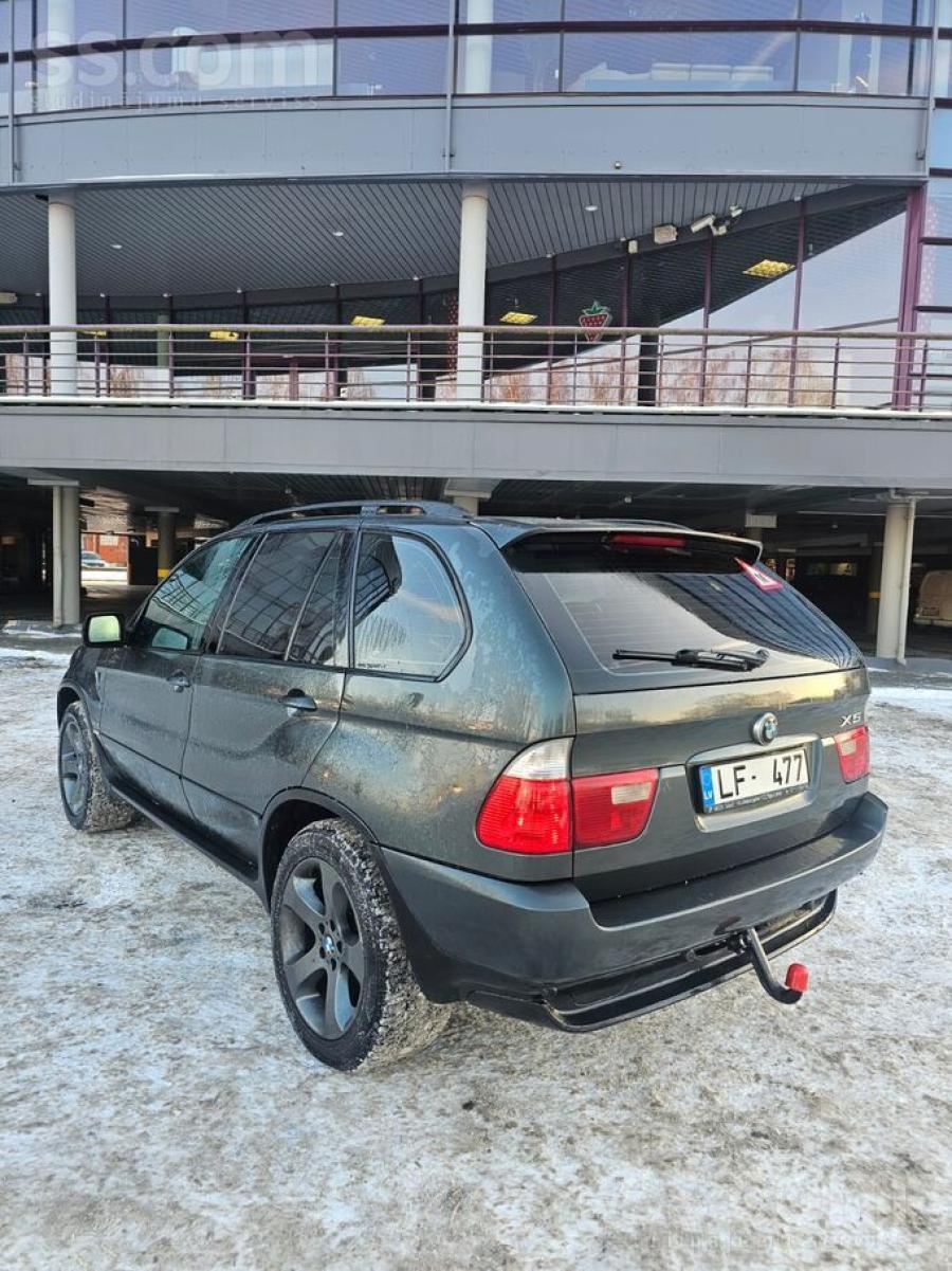 Green BMW X5 2007 in Riga, with an engine capacity of 3.00 L and mileage of 378 thousand km for 5500 €, photo 6 on AUTOMOTO.COM.LV