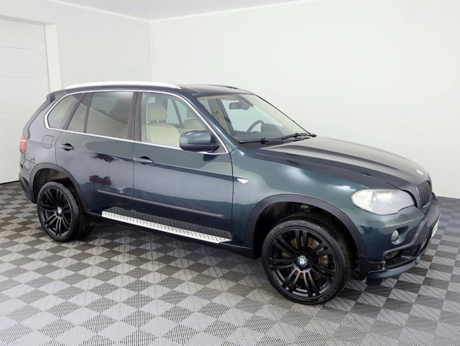 Zaļš BMW X5 2007 Tallina, ar dzinēja tilpumu 3.00 L un nobraukumu 407 tūkst. km par 3999 €, foto 1 vietnē AUTOMOTO.COM.LV