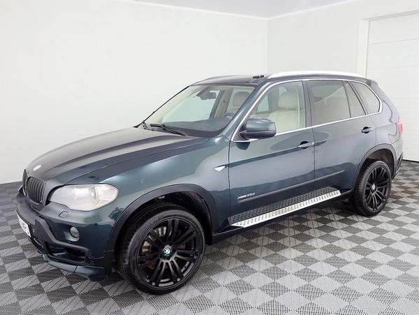 Zaļš BMW X5 2007 Tallina, ar dzinēja tilpumu 3.00 L un nobraukumu 407 tūkst. km par 3999 €, foto 2 vietnē AUTOMOTO.COM.LV