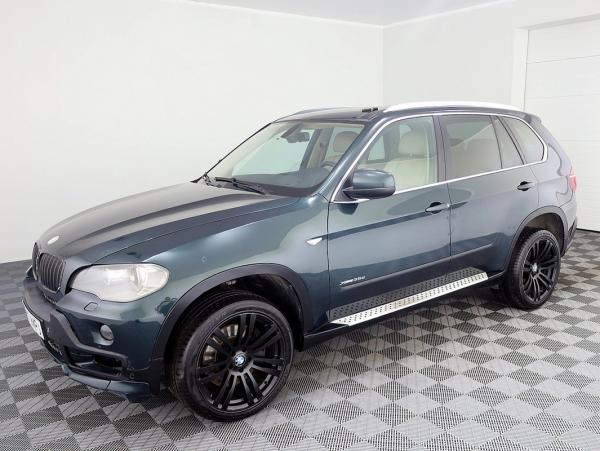 Zaļš BMW X5 2007 Tallina, ar dzinēja tilpumu 3.00 L un nobraukumu 407 tūkst. km par 3999 €, foto 9 vietnē AUTOMOTO.COM.LV