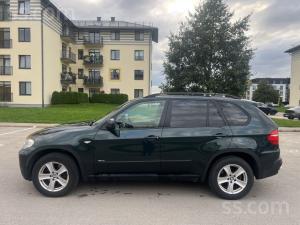 Green BMW X5 2008 in Riga, with an engine capacity of 3.00 L and mileage of 0 thousand km for 6300 €, photo 3 on AUTOMOTO.COM.LV