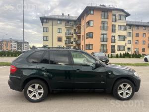 Green BMW X5 2008 in Riga, with an engine capacity of 3.00 L and mileage of 0 thousand km for 6300 €, photo 7 on AUTOMOTO.COM.LV