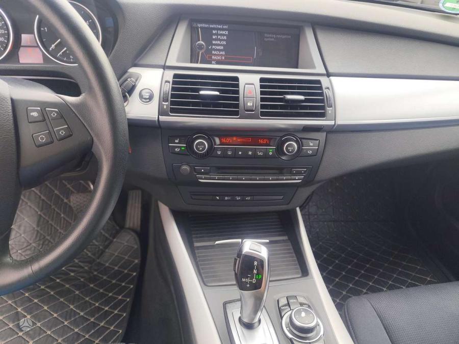 Zaļš BMW X5 2010 Klaipėda, ar dzinēja tilpumu 3.00 L un nobraukumu 315 tūkst. km par 6500 €, foto 20 vietnē AUTOMOTO.COM.LV