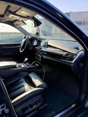 Zaļš BMW X5 2014 Viļņa, ar dzinēja tilpumu 2.99 L un nobraukumu 320 tūkst. km par 20000 €, foto 10 vietnē AUTOMOTO.COM.LV