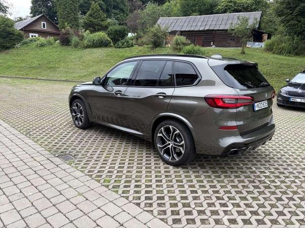Zaļš BMW X5 2020 Viļņa, ar dzinēja tilpumu 3.00 L un nobraukumu 52 tūkst. km par 51999 €, foto 3 vietnē AUTOMOTO.COM.LV