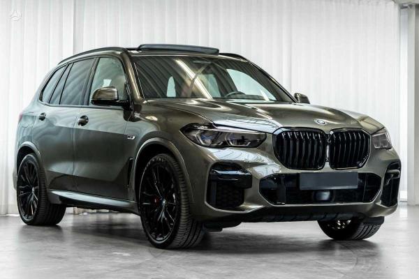 Zaļš BMW X5 2021 Tukums, ar dzinēja tilpumu 3.00 L un nobraukumu 94 tūkst. km par 65777 €, foto 2 vietnē AUTOMOTO.COM.LV