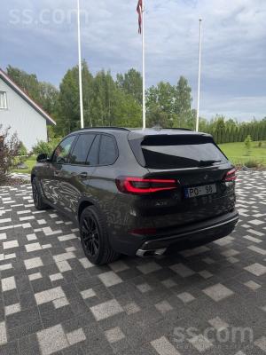 Zaļš BMW X5 2021 Rīga, ar dzinēja tilpumu 3.00 L un nobraukumu 140 tūkst. km par 41999 €, foto 6 vietnē AUTOMOTO.COM.LV