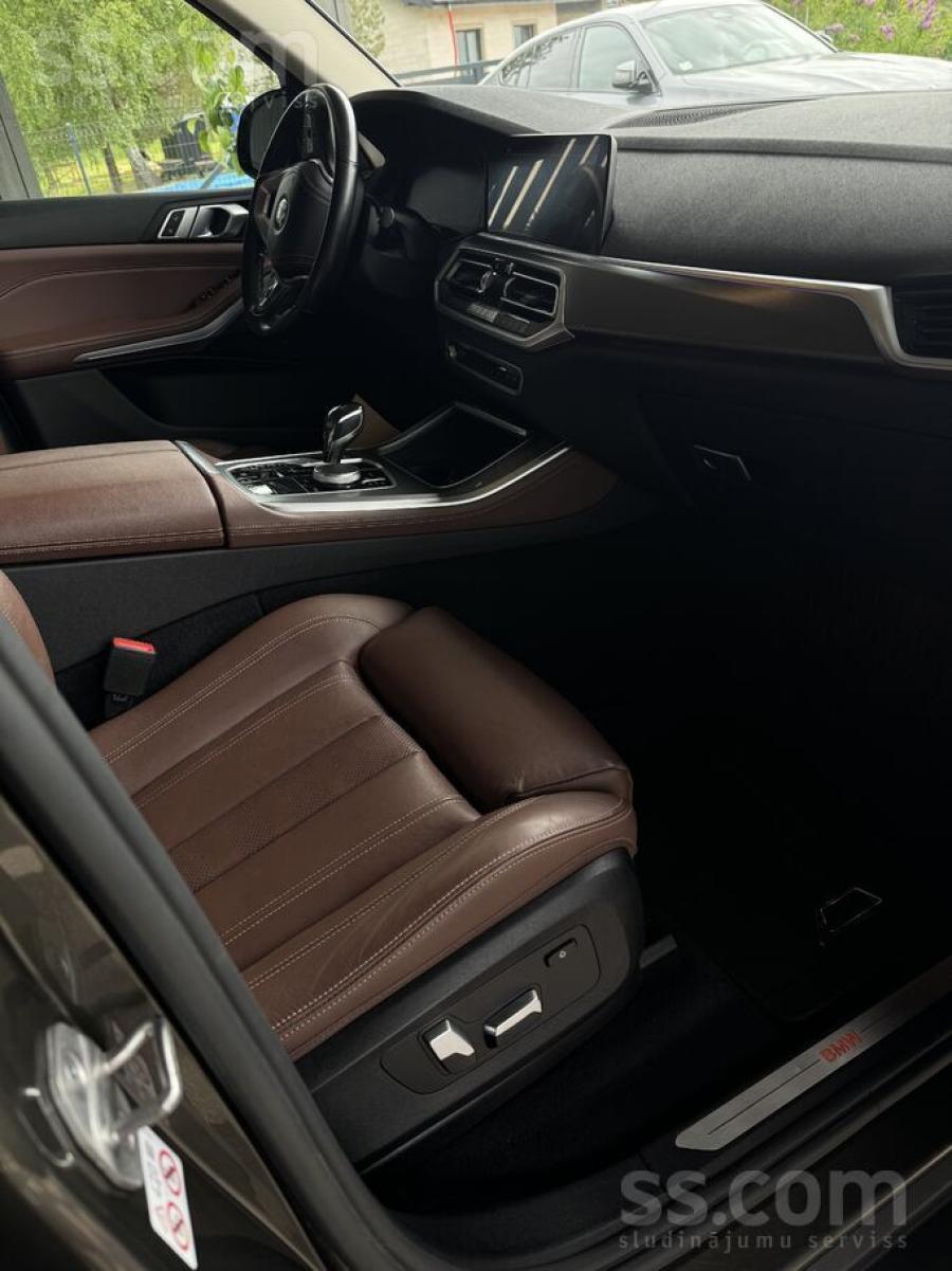 Zaļš BMW X5 2021 Rīga, ar dzinēja tilpumu 3.00 L un nobraukumu 140 tūkst. km par 41999 €, foto 16 vietnē AUTOMOTO.COM.LV